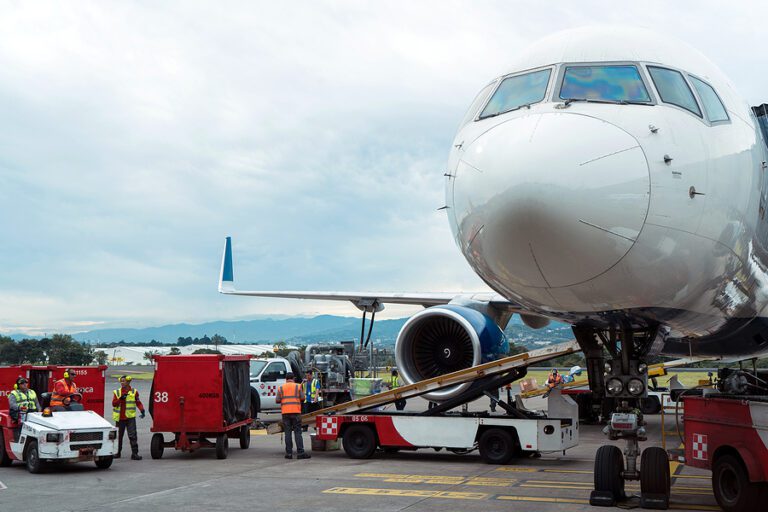 Delta to purchase up to 10 million gallons of SAF from Shell Aviation ...